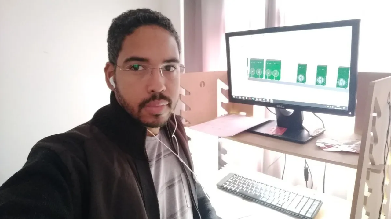 Standing Desk - Mesa para trabalhar e estudar com o laptop ou desktop ...
